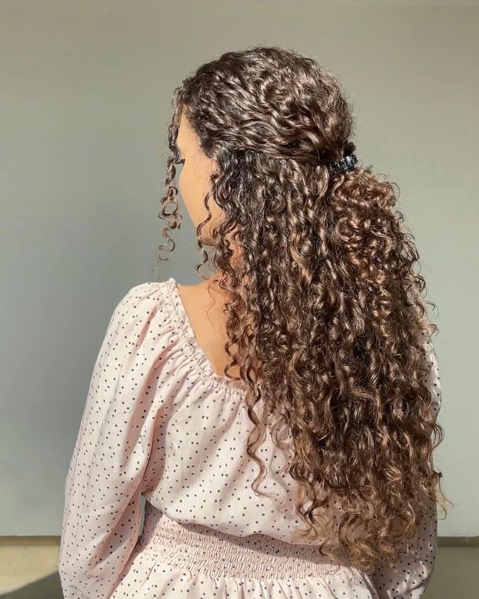 Embrace Your Curls: A Step-by-Step Guide to the Curly Girl Method ...