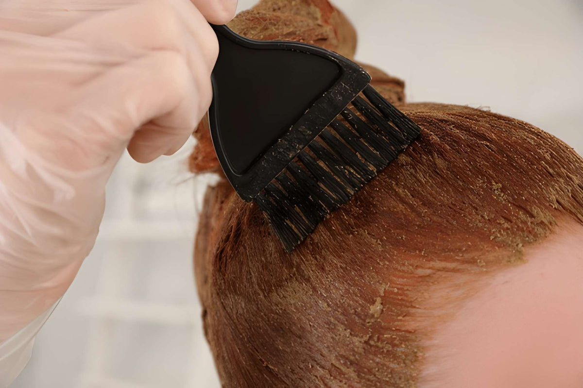 Why Hair Feels Dry and Breaks More After Regular Henna Use – KERA BOND